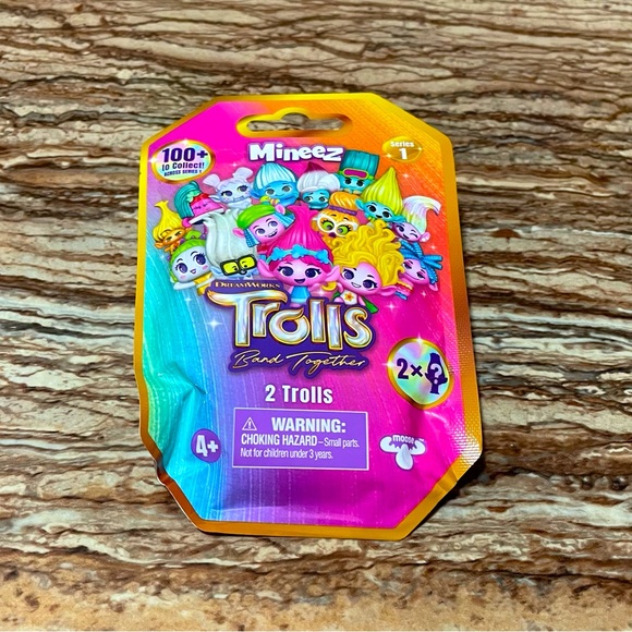 Trolls | Toys | Trolls Mineez Band Together Blind Bag Mystery Series ...